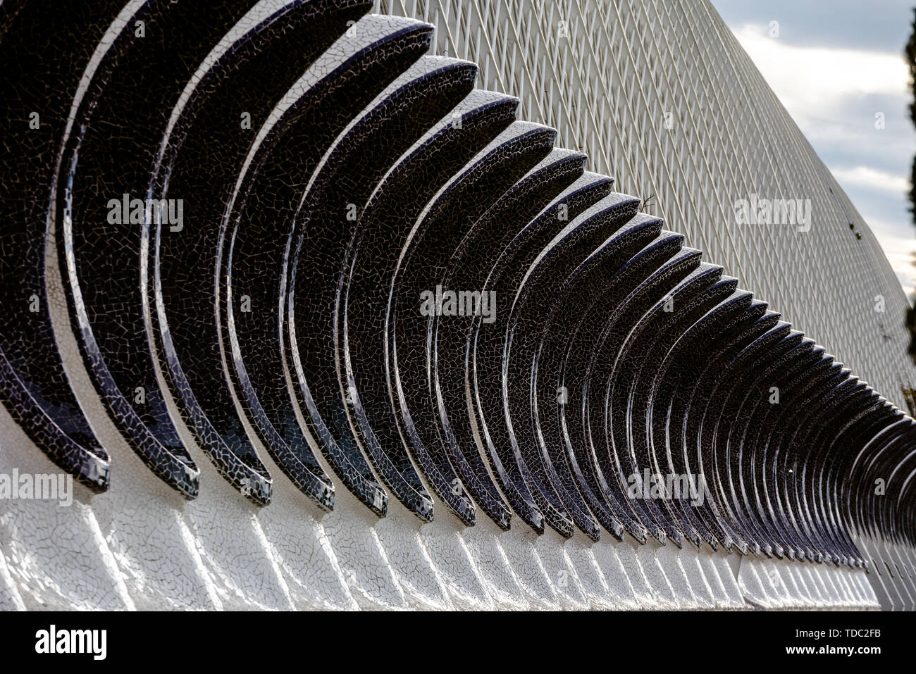 Detail of the facade of a building with ovoid geometric shapes Stock ...
