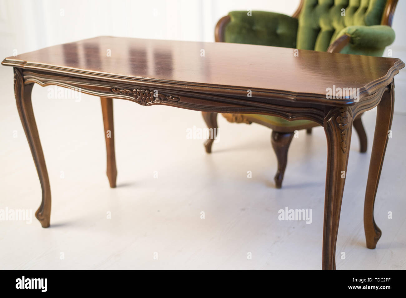 Classic office interior art hi-res stock photography and images - Alamy