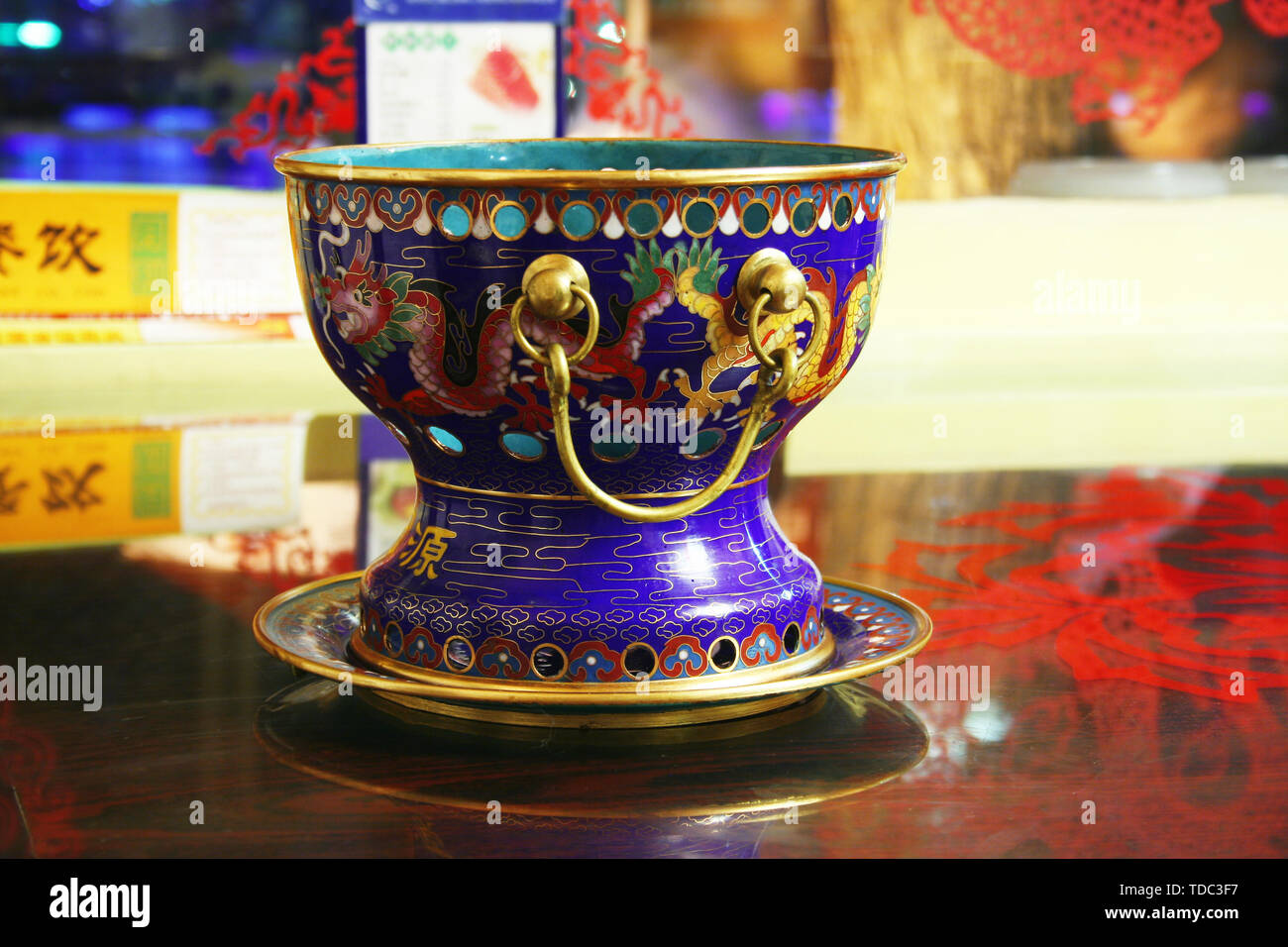 Chinese army man Stock Photo - Alamy