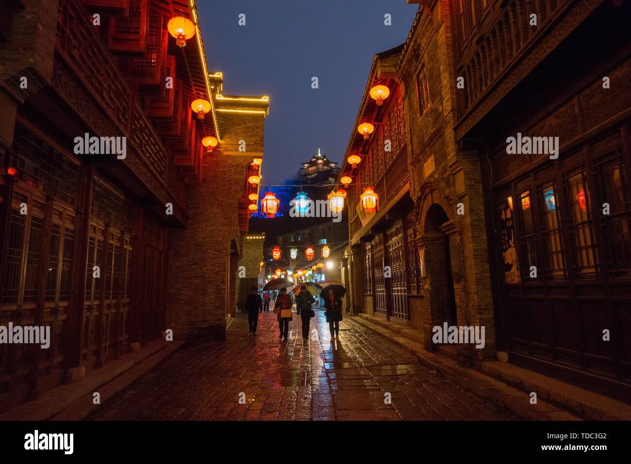 Zhenjiang hi-res stock photography and images - Alamy