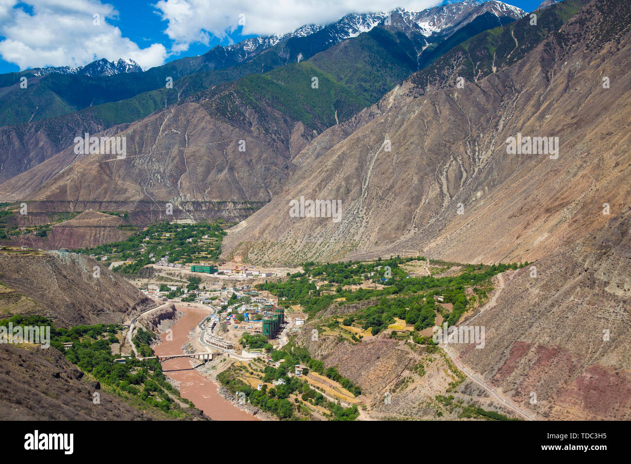 China, Tibet, Tibetan area, no man's land, plateau, high altitude, blue ...