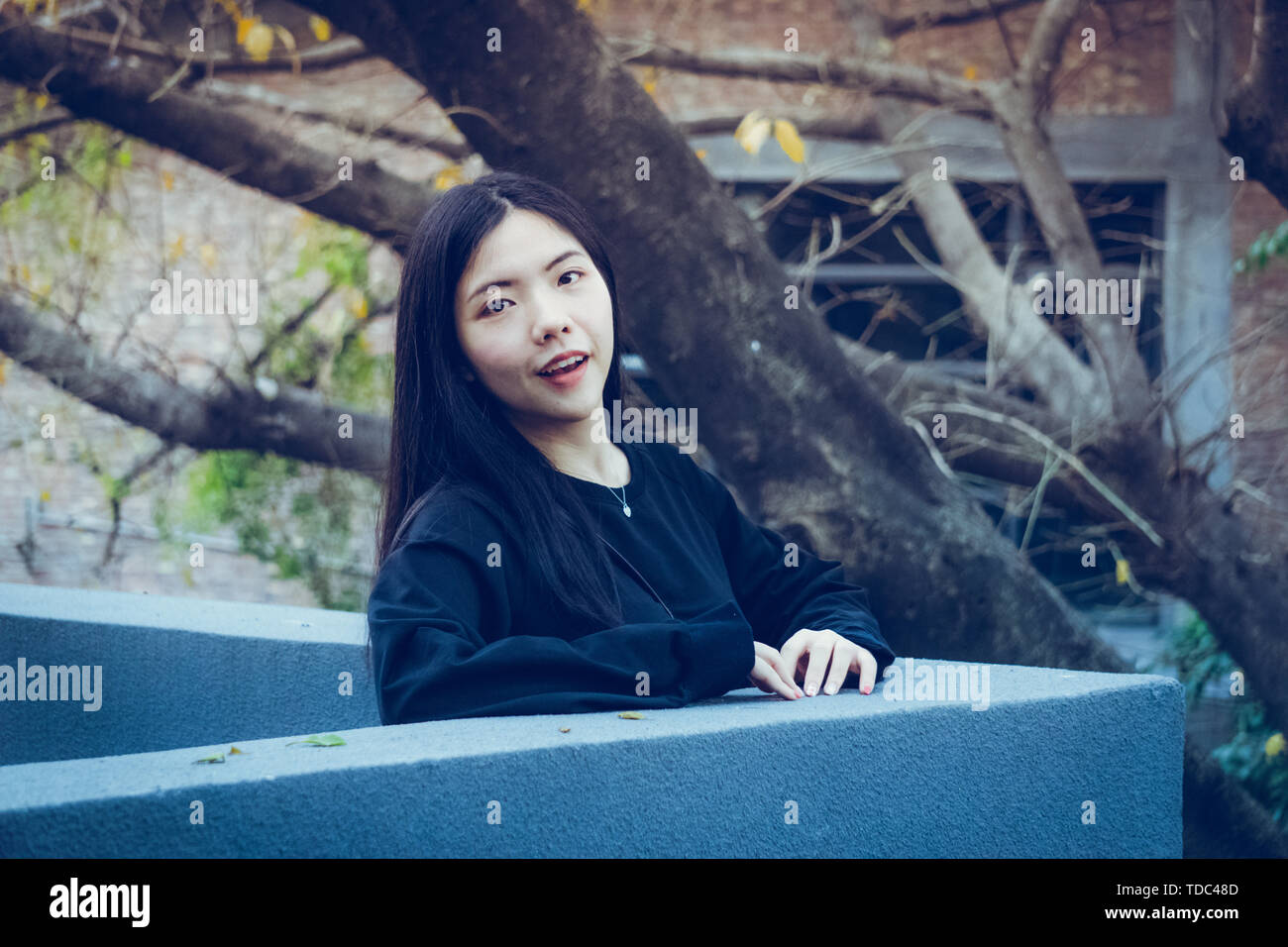 Guangzhou TIT Creative Park Portrait Photography, about to shoot ...