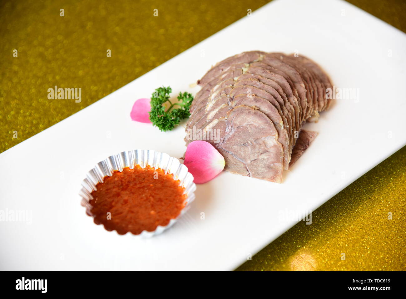 Cold-cut beef slices Stock Photo - Alamy