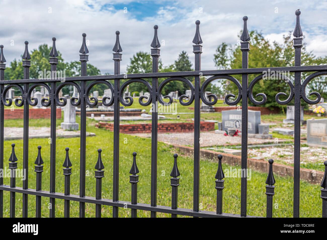 Black wrought iron fence hi-res stock photography and images - Alamy