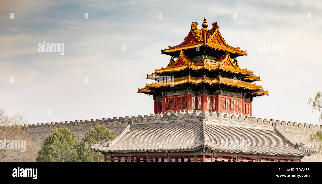 Buildings of dynasties and gold hi-res stock photography and images - Alamy