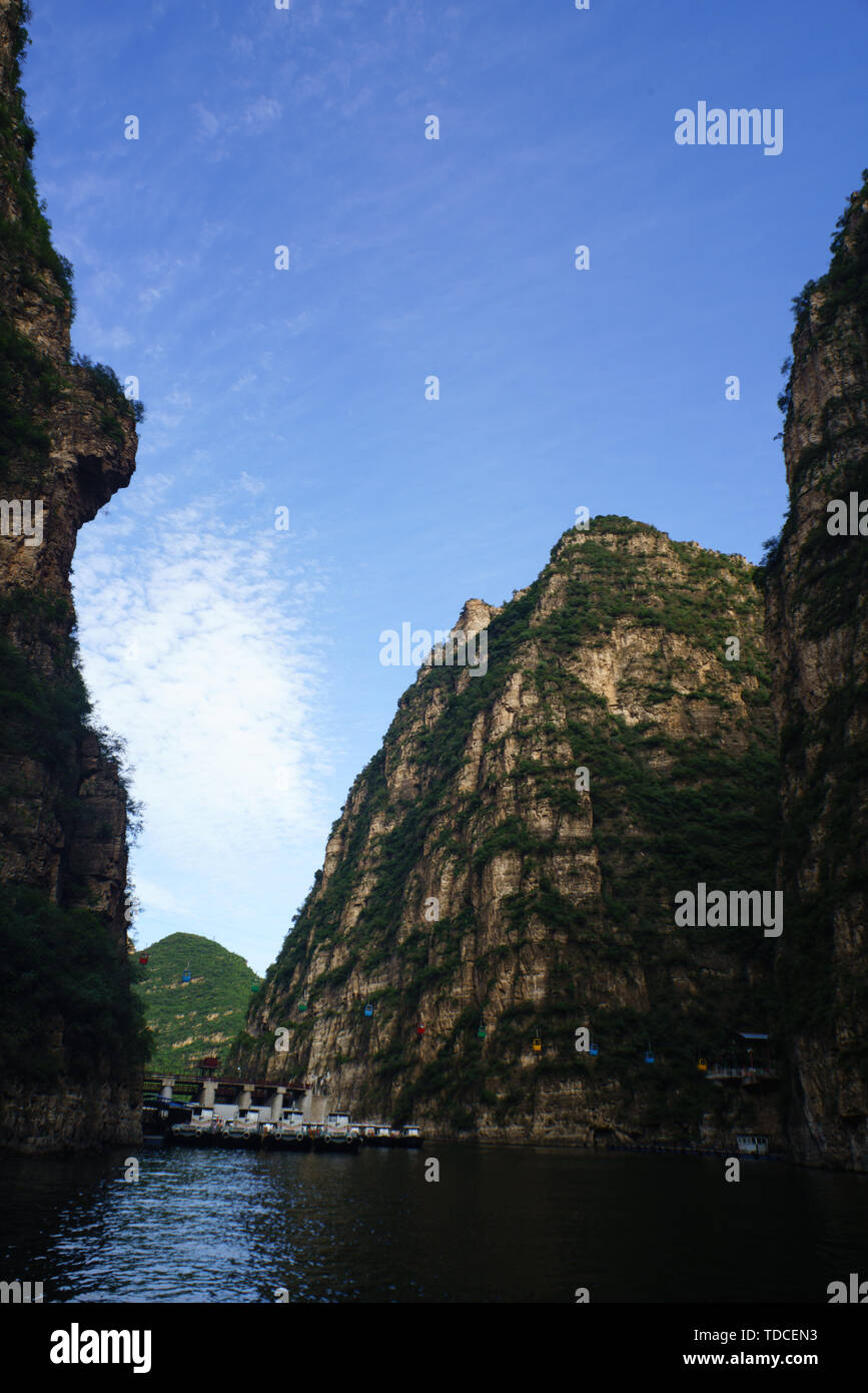 The longqingxia hi-res stock photography and images - Alamy