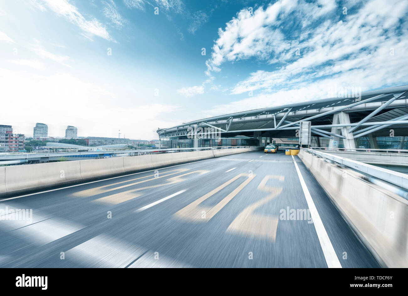 Skyline and road through photography Stock Photo - Alamy