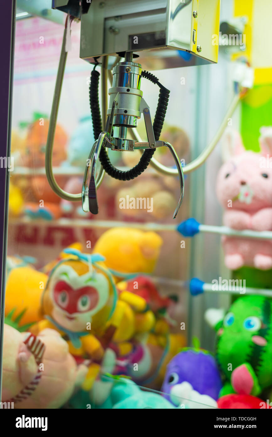 Funny Doll Machine at Bianca Mulquin blog