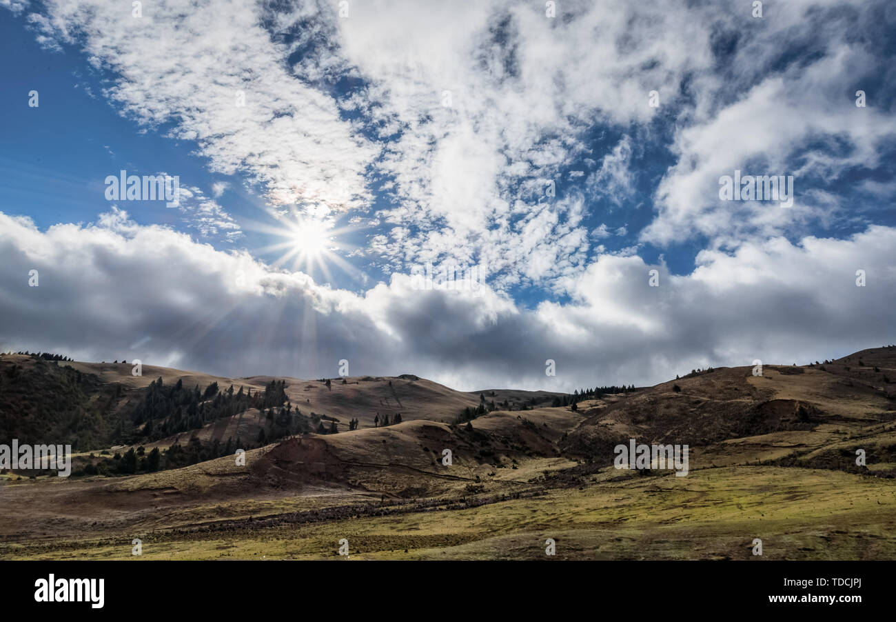 Yunnan natural scenery hi-res stock photography and images - Alamy