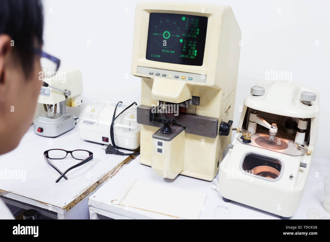 Optometry instrument hi-res stock photography and images - Alamy
