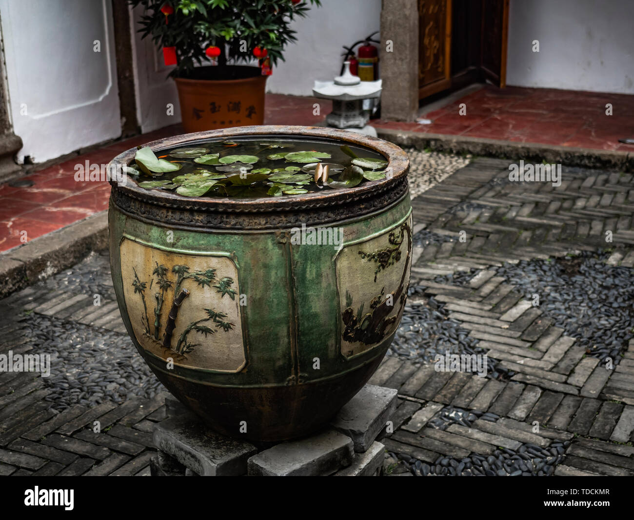 The big tank in the yard Stock Photo - Alamy