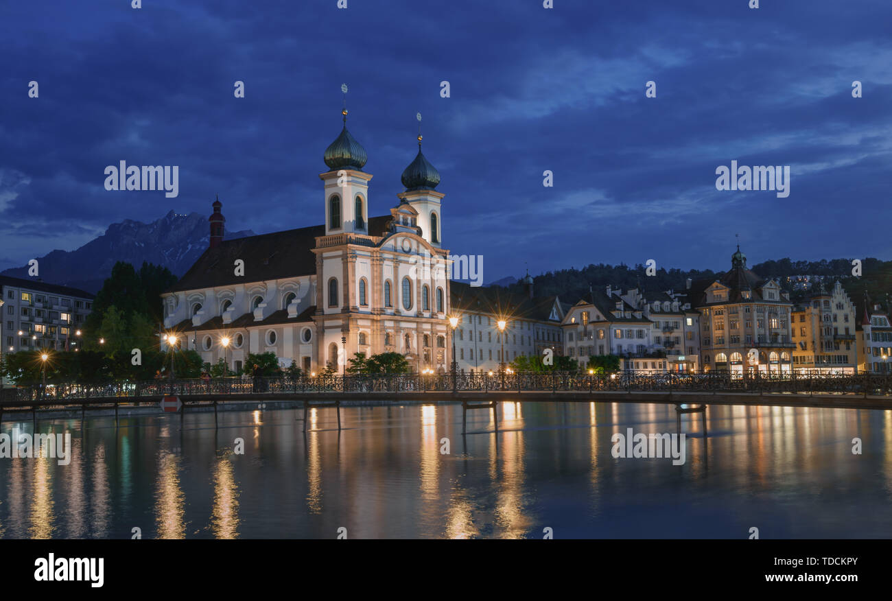 Night scenery color hi-res stock photography and images - Alamy