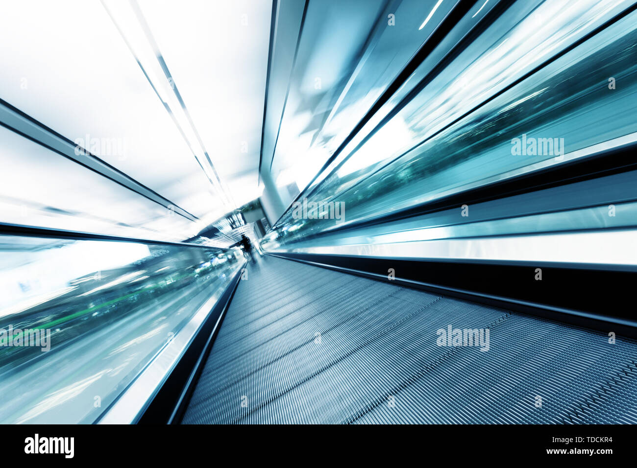 Mould and fast motion hi-res stock photography and images - Alamy