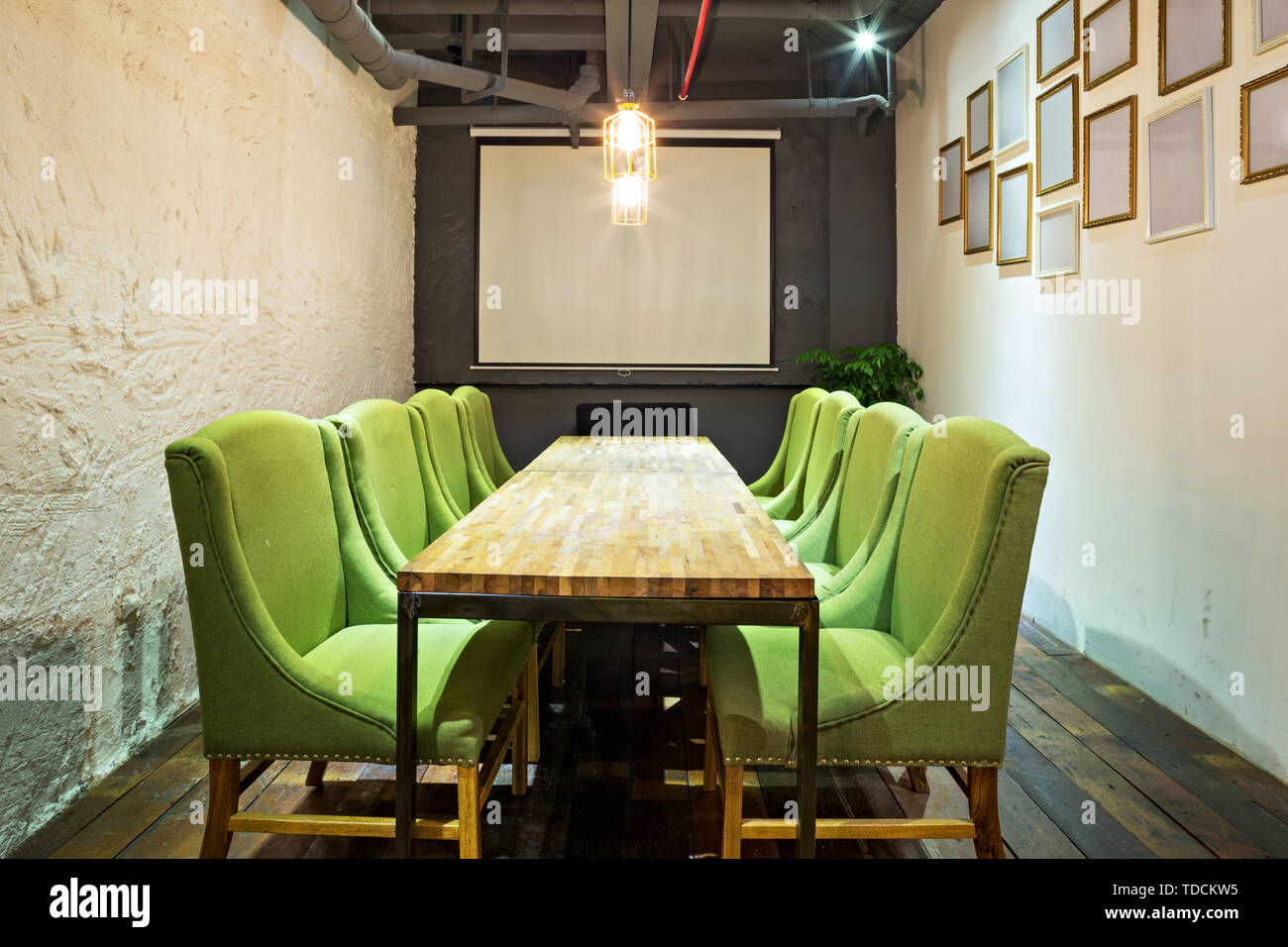 empty meeting room and conference table Stock Photo - Alamy