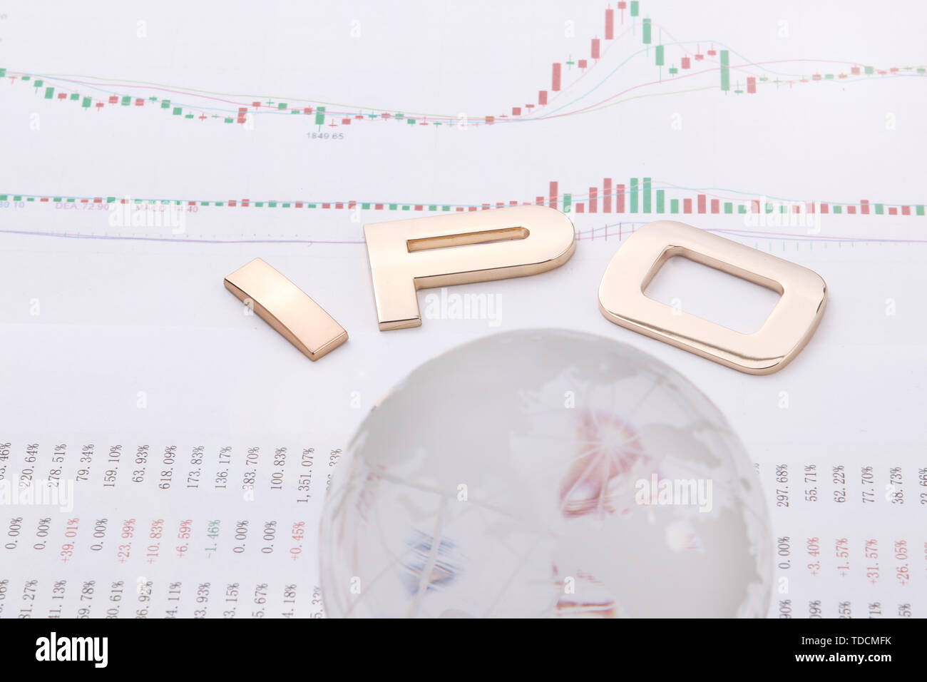 Stock offering hi-res stock photography and images - Alamy