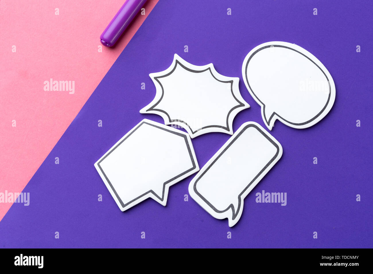 Social Media Chat Concept. Blank empty chat bubble for text Stock Photo ...