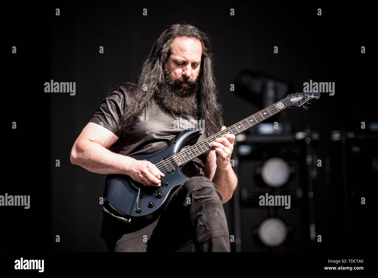John petrucci hi-res stock photography and images - Alamy