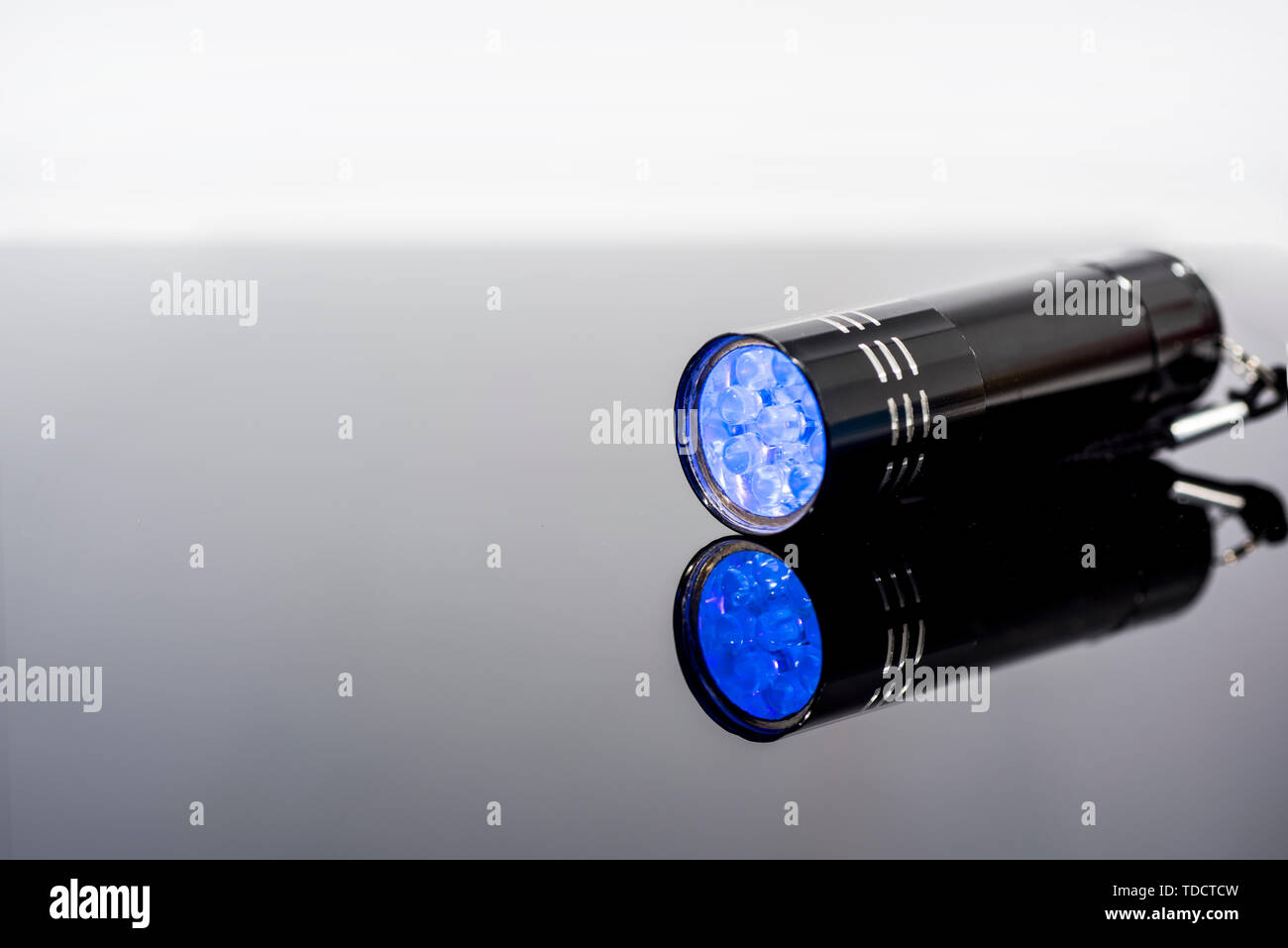 Uv flashlight black light hi-res stock photography and images - Alamy