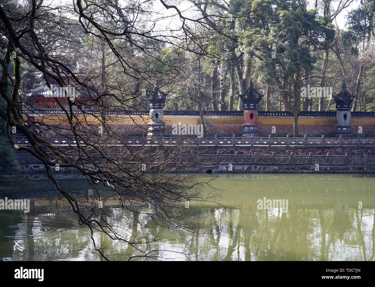 Tiantong temple hi-res stock photography and images - Alamy