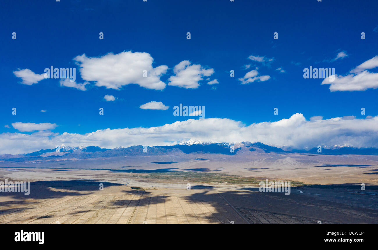The main peak of Tianshan, Tomur Peak Stock Photo - Alamy