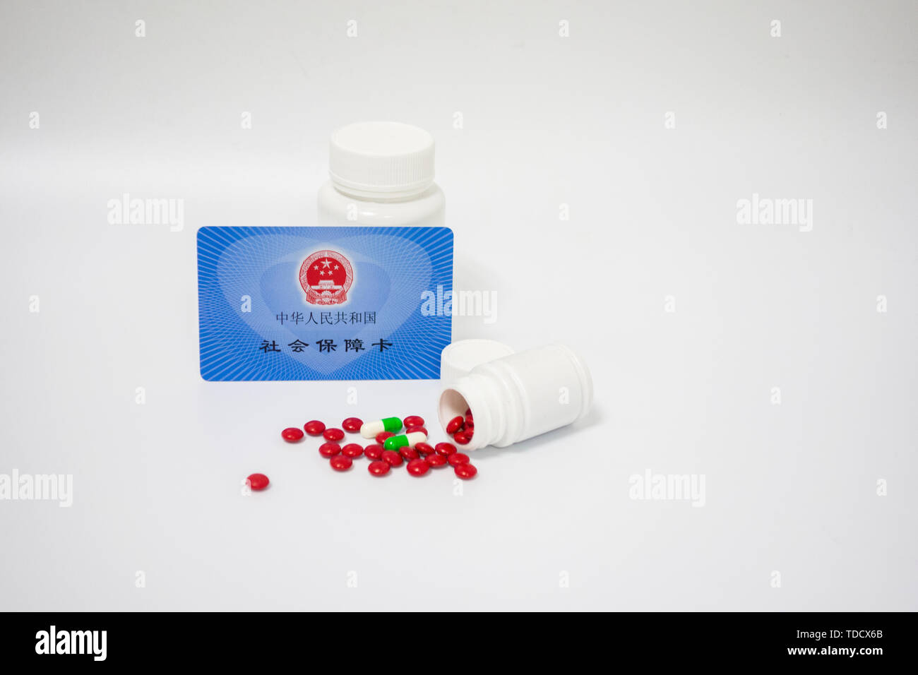 Medical cards and drugs Stock Photo - Alamy
