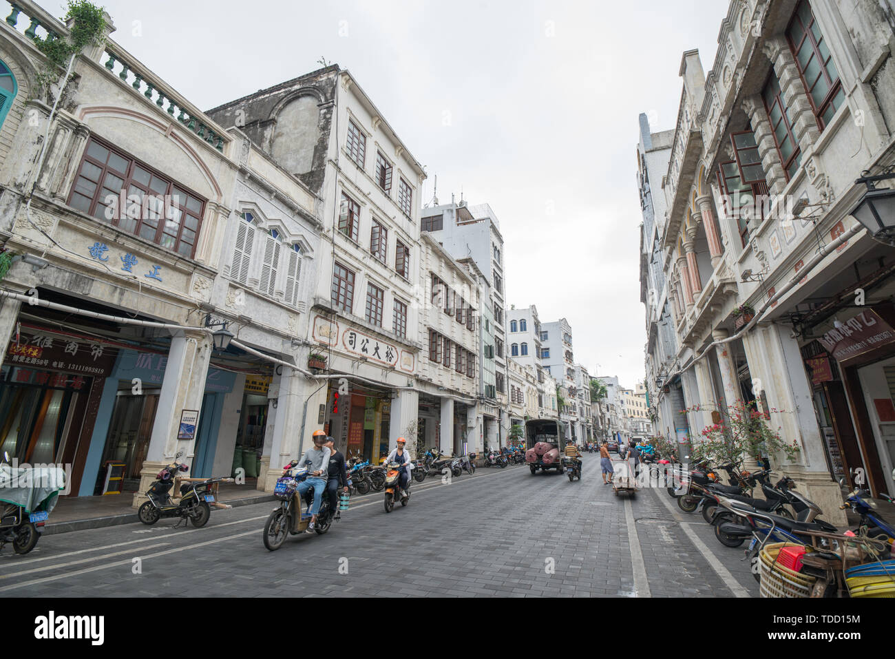Hainan island tourist road hi-res stock photography and images - Alamy