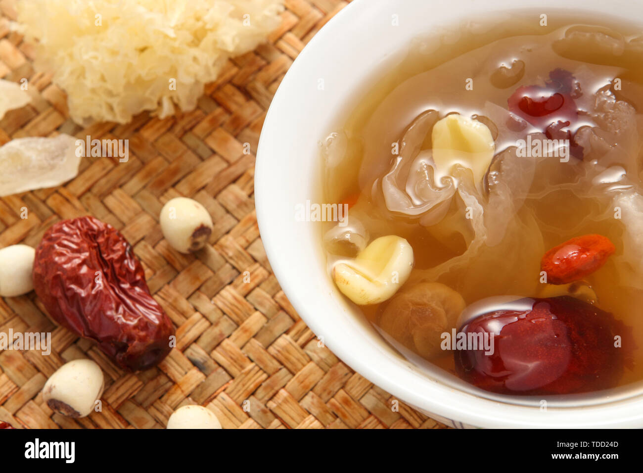 Silver ear soup hi-res stock photography and images - Alamy