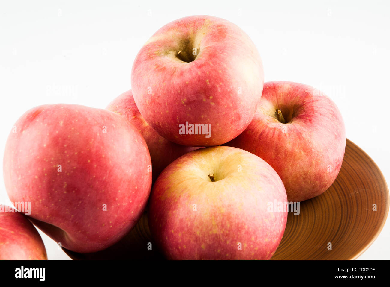 Fresh fuji apple fruit hi-res stock photography and images - Alamy
