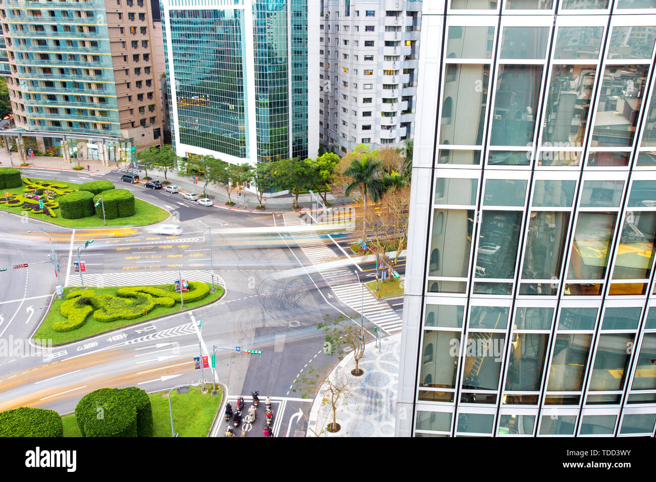Modern junctions hi-res stock photography and images - Alamy