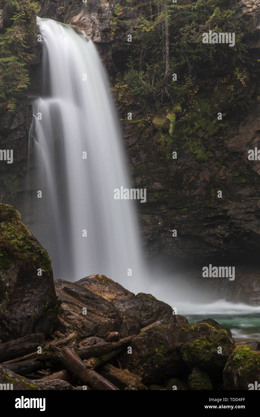 Sutherland falls british columbia hi-res stock photography and images ...
