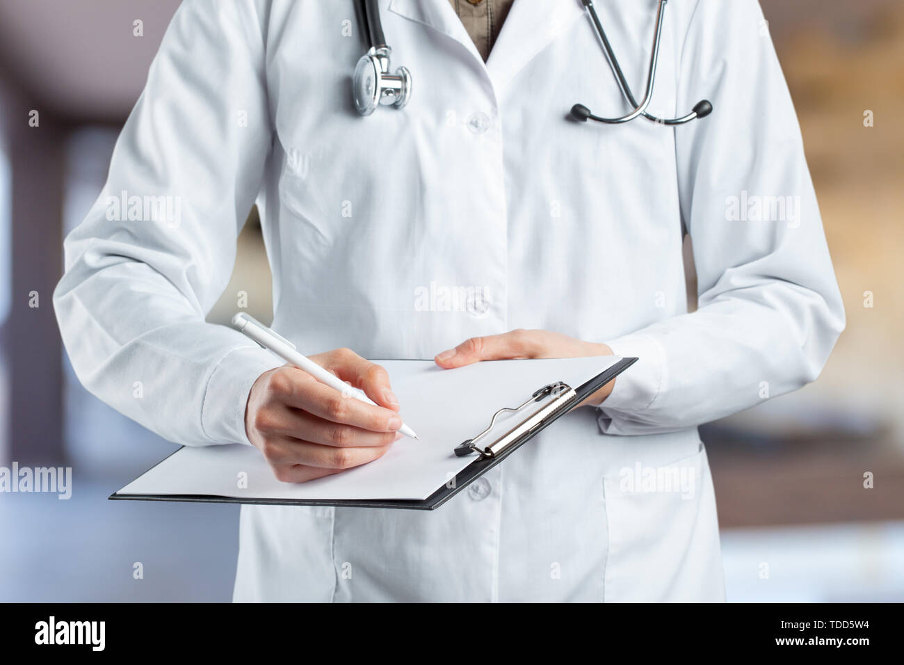 Hands of medical doctor Stock Photo - Alamy