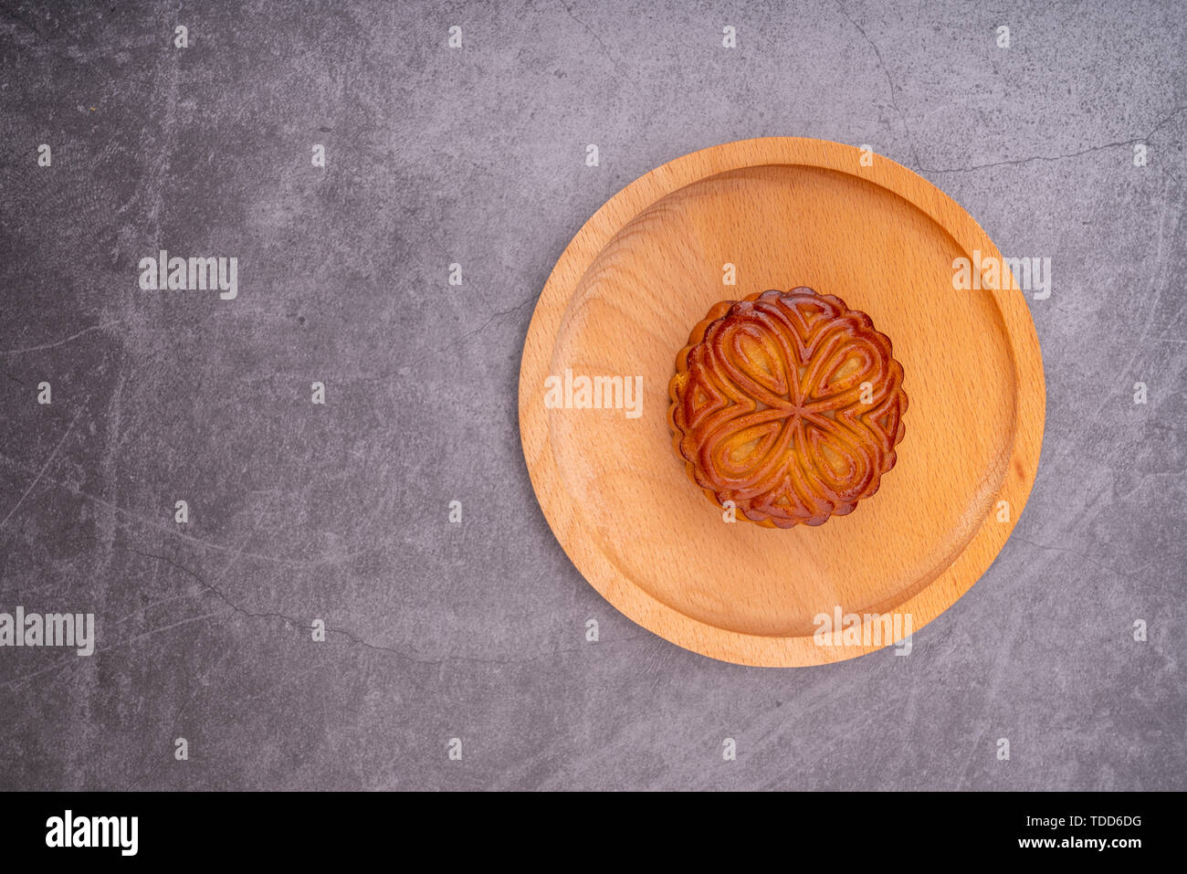 Mid-autumn moon mooncakes with gray background Stock Photo - Alamy