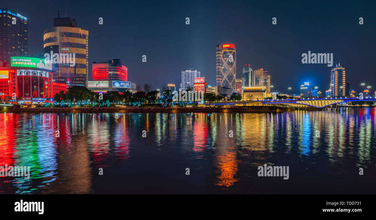 City Night Scene Stock Photo - Alamy