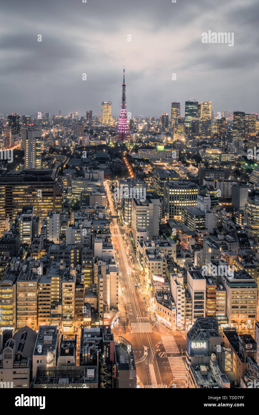 April japan scenery hi-res stock photography and images - Alamy