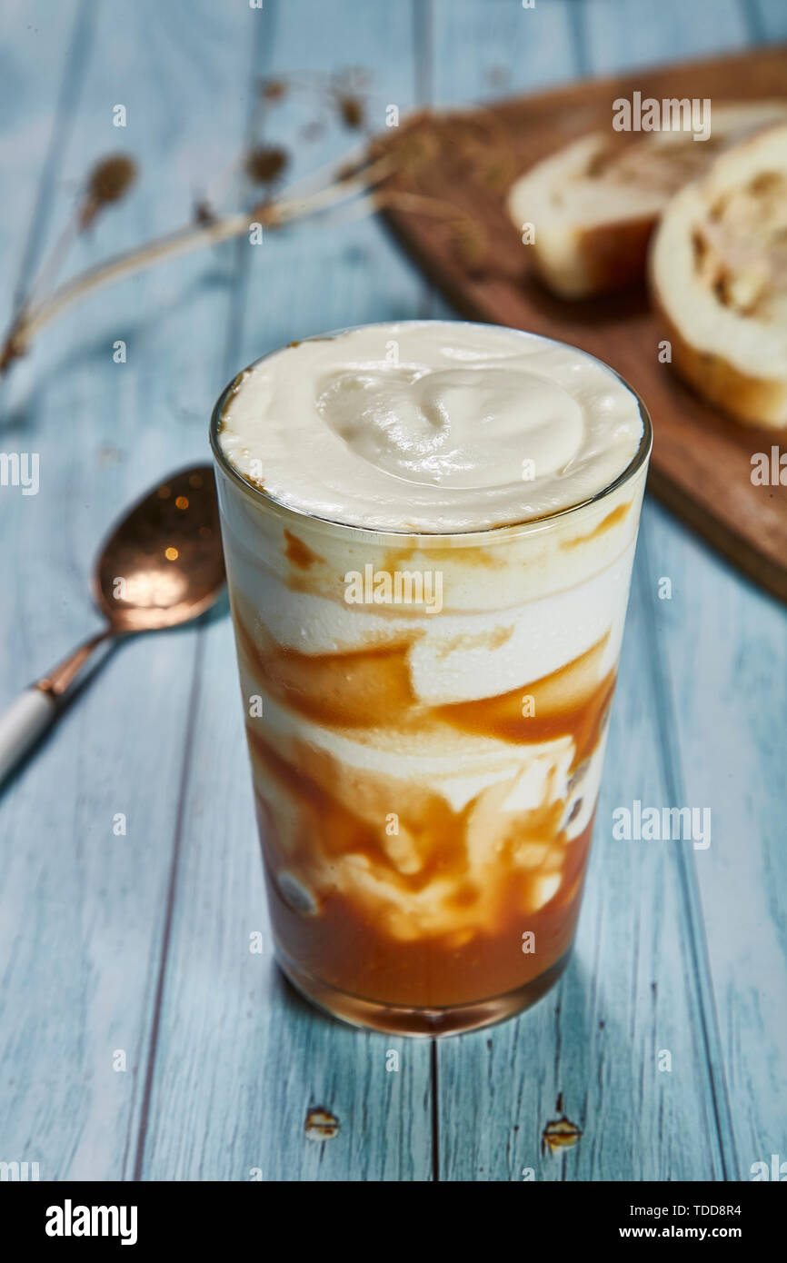 Hong kong style milk tea hi-res stock photography and images - Alamy