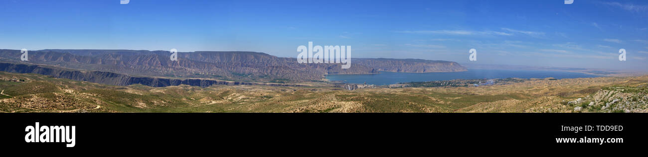 Longyangxia Reservoir High Resolution Stock Photography and Images - Alamy