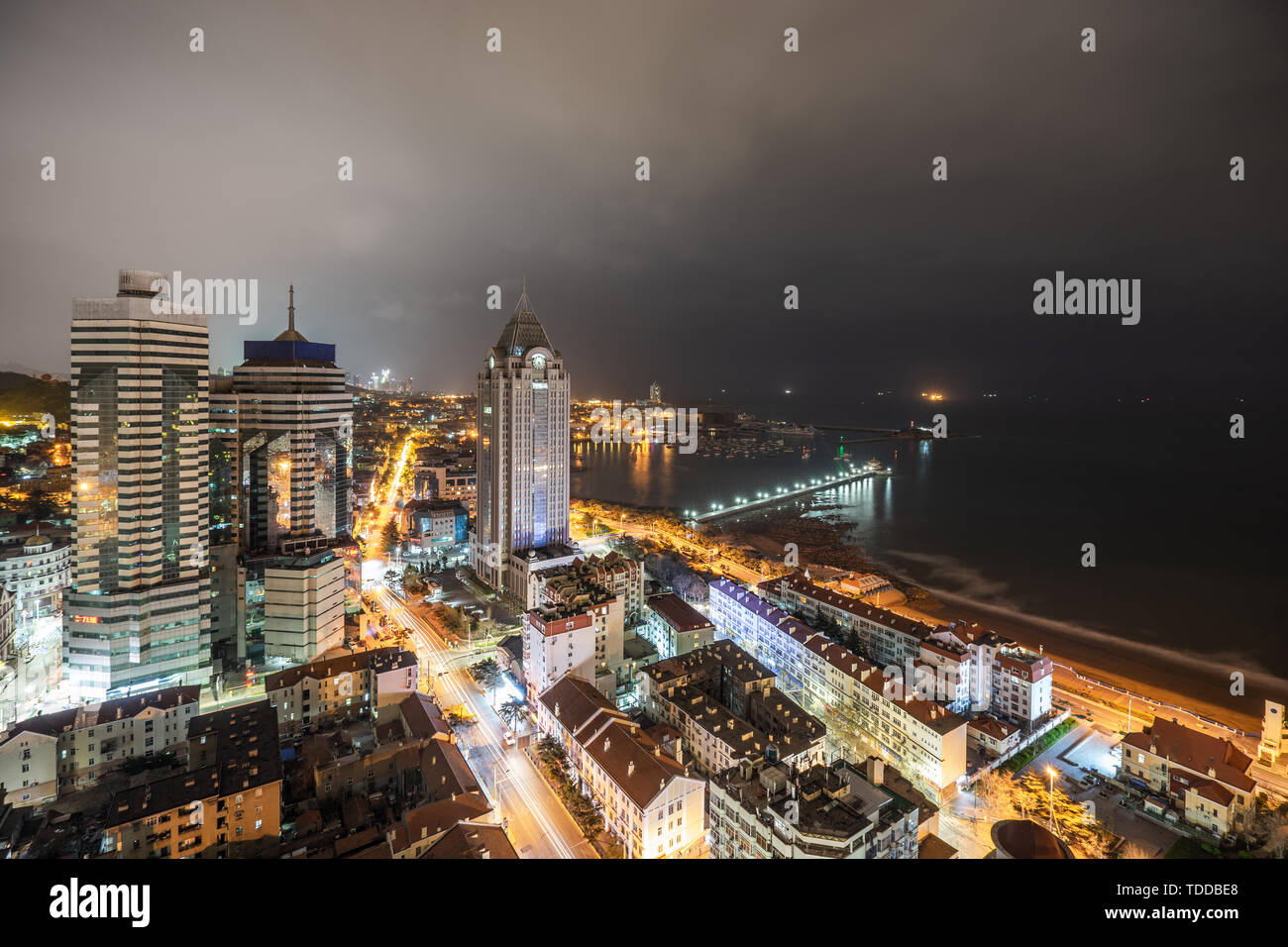 Qingdao city night view hi-res stock photography and images - Alamy
