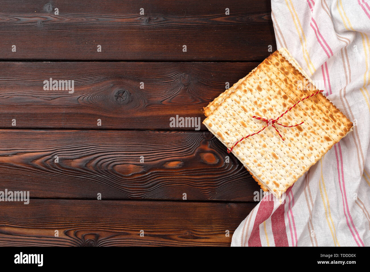 Jewish traditional Passover matzo bread Stock Photo - Alamy