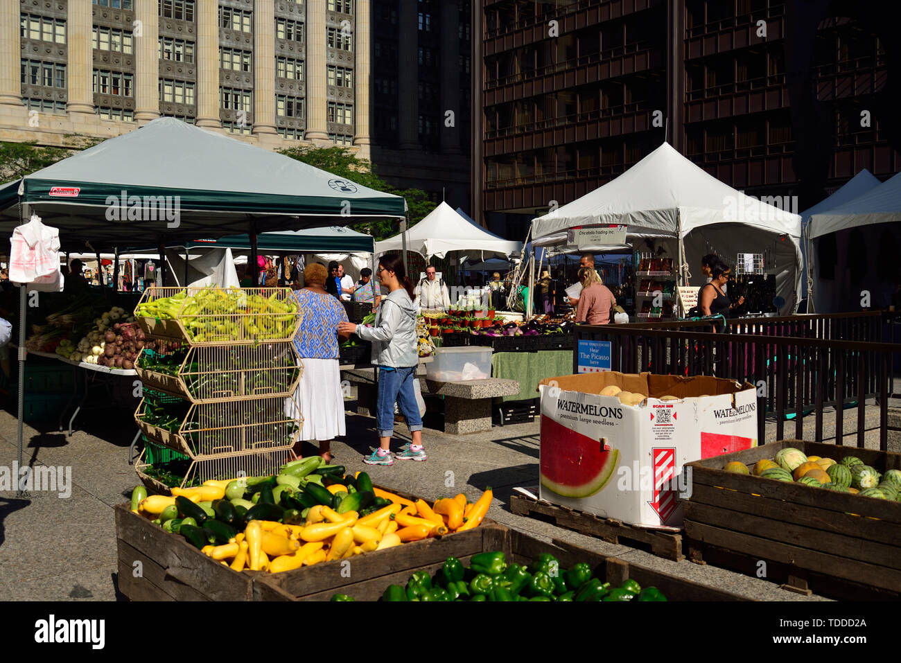 Open air bazaar hi-res stock photography and images - Alamy