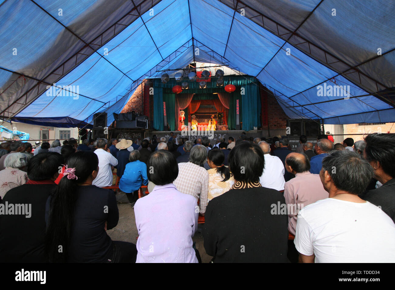 Country stage hi-res stock photography and images - Alamy