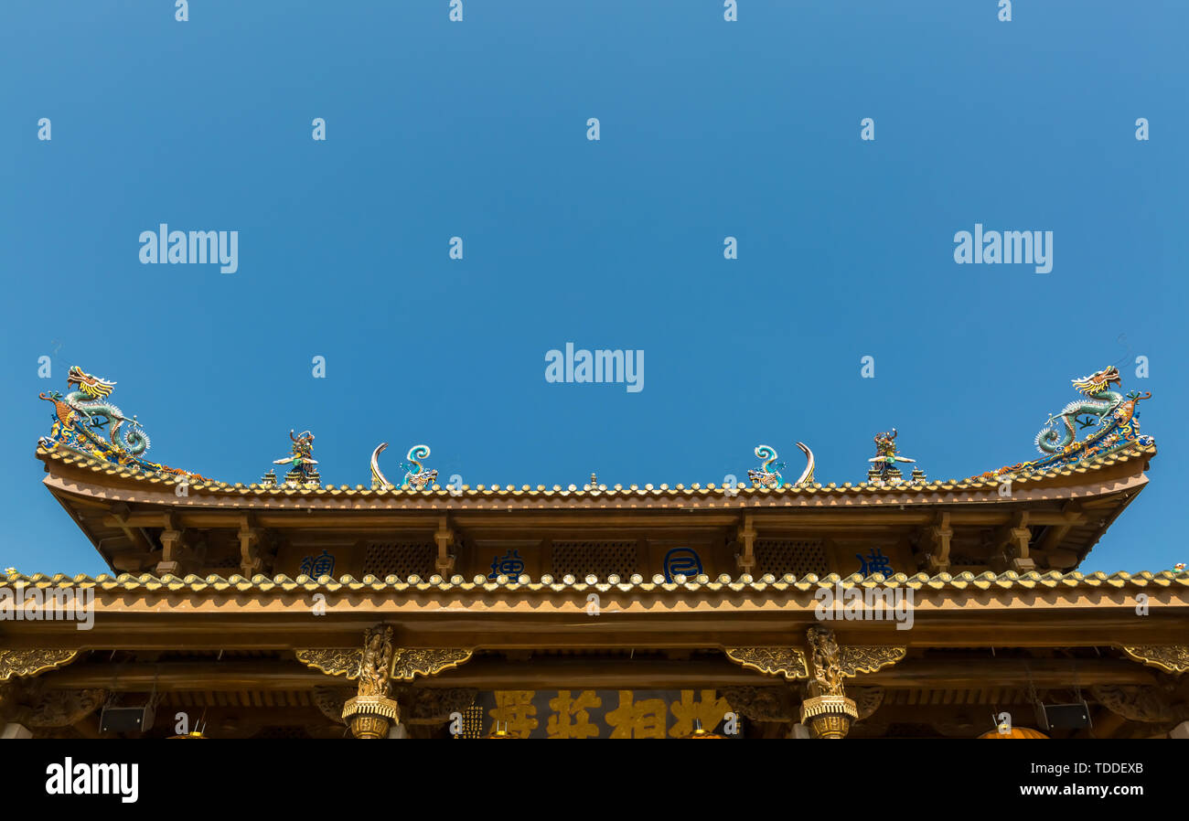 Ancient temple roof Stock Photo - Alamy