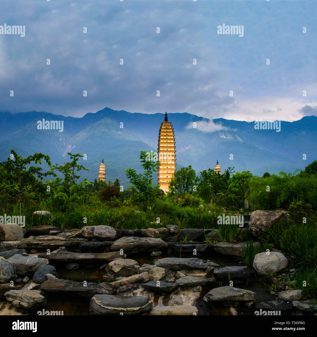 three pagodas of dali Stock Photo - Alamy