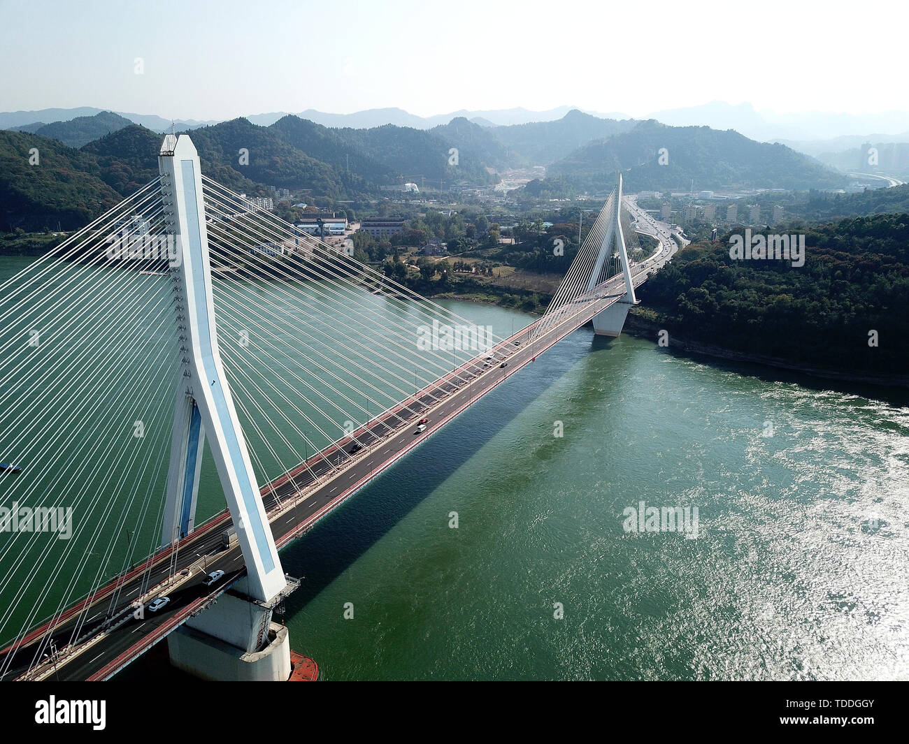 Yiling yangtze river bridge hi-res stock photography and images - Alamy