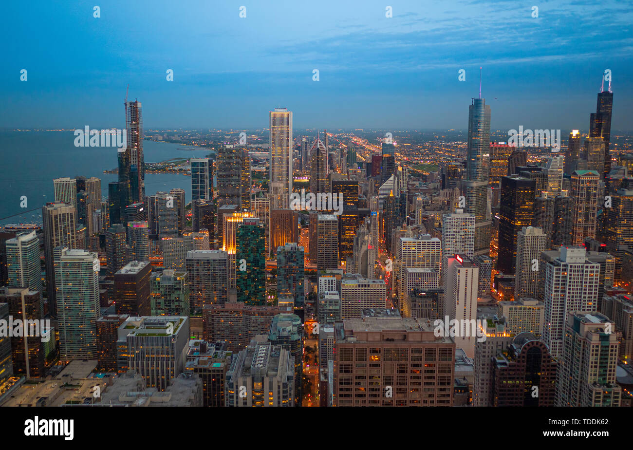 The skyscrapers of Chicago - aerial view - CHICAGO, USA - JUNE 11, 2019 ...