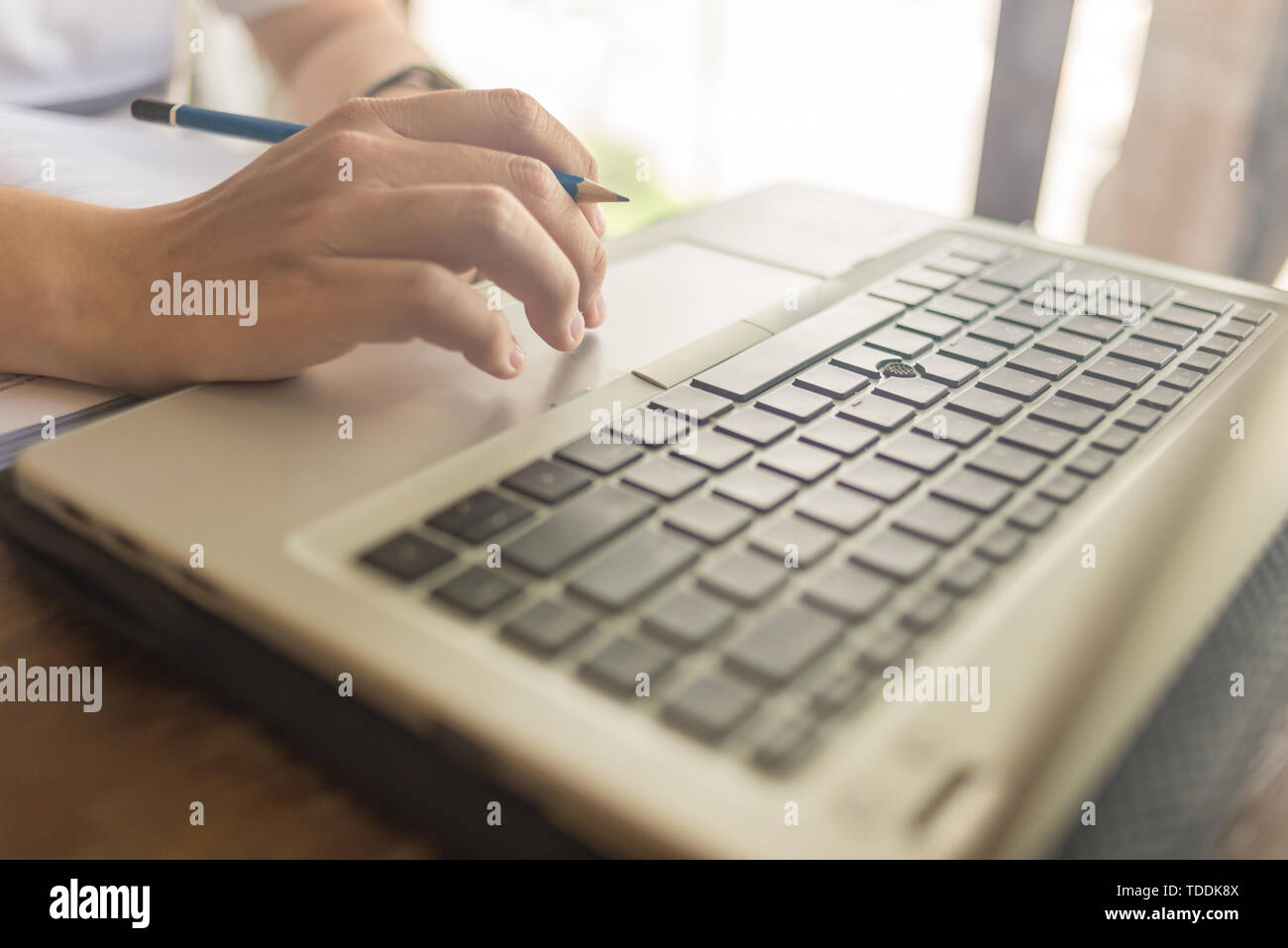 Tapping keyboard hi-res stock photography and images - Alamy