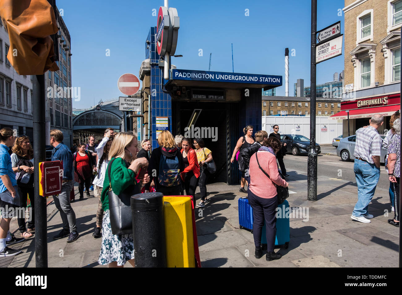 Praed Street & London Street scene outside of Paddington Station ...