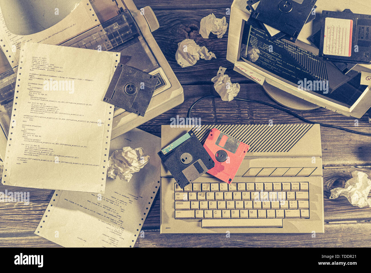 Vintage computers office hi-res stock photography and images - Alamy