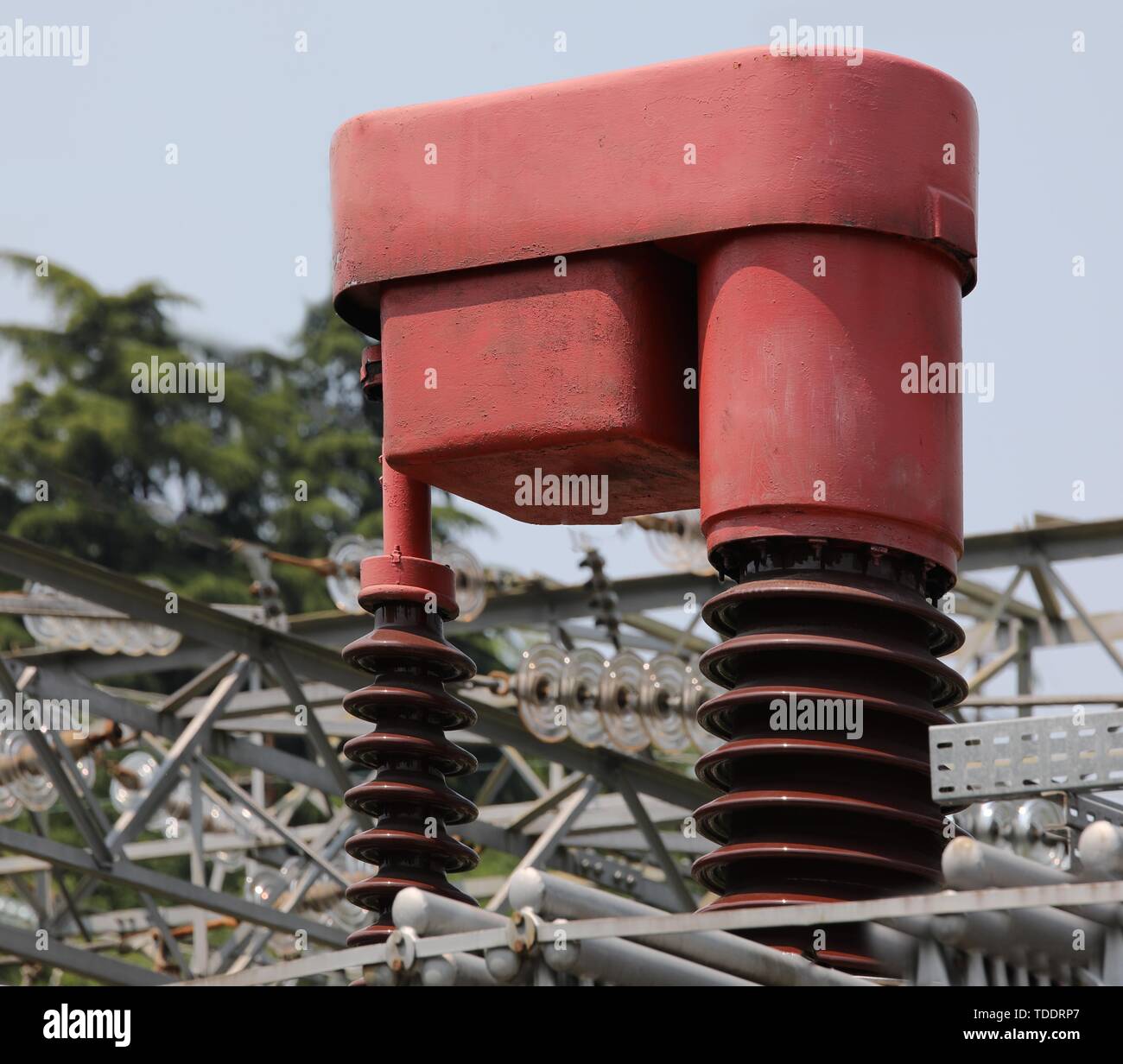 Automatic voltage regulator hi-res stock photography and images - Alamy