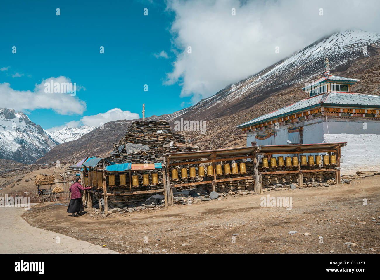 The appearance of Bajul Laigu Village, Changdu, Tibet Stock Photo - Alamy