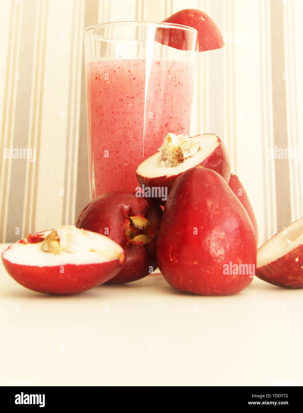 Syzygium jambo hi-res stock photography and images - Alamy